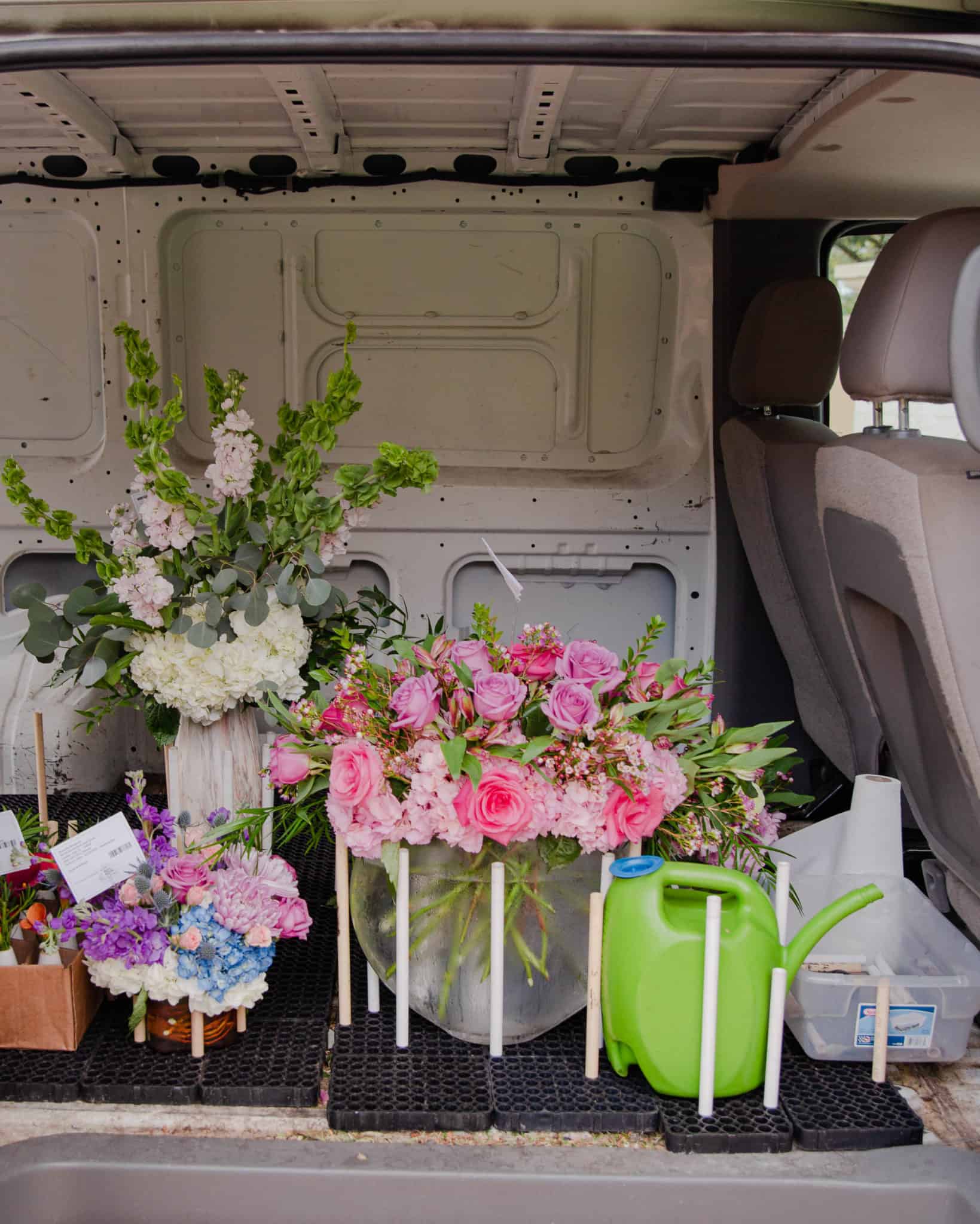 Corporate Services: Weekly Floral Service & Interior Plantscaping - In ...